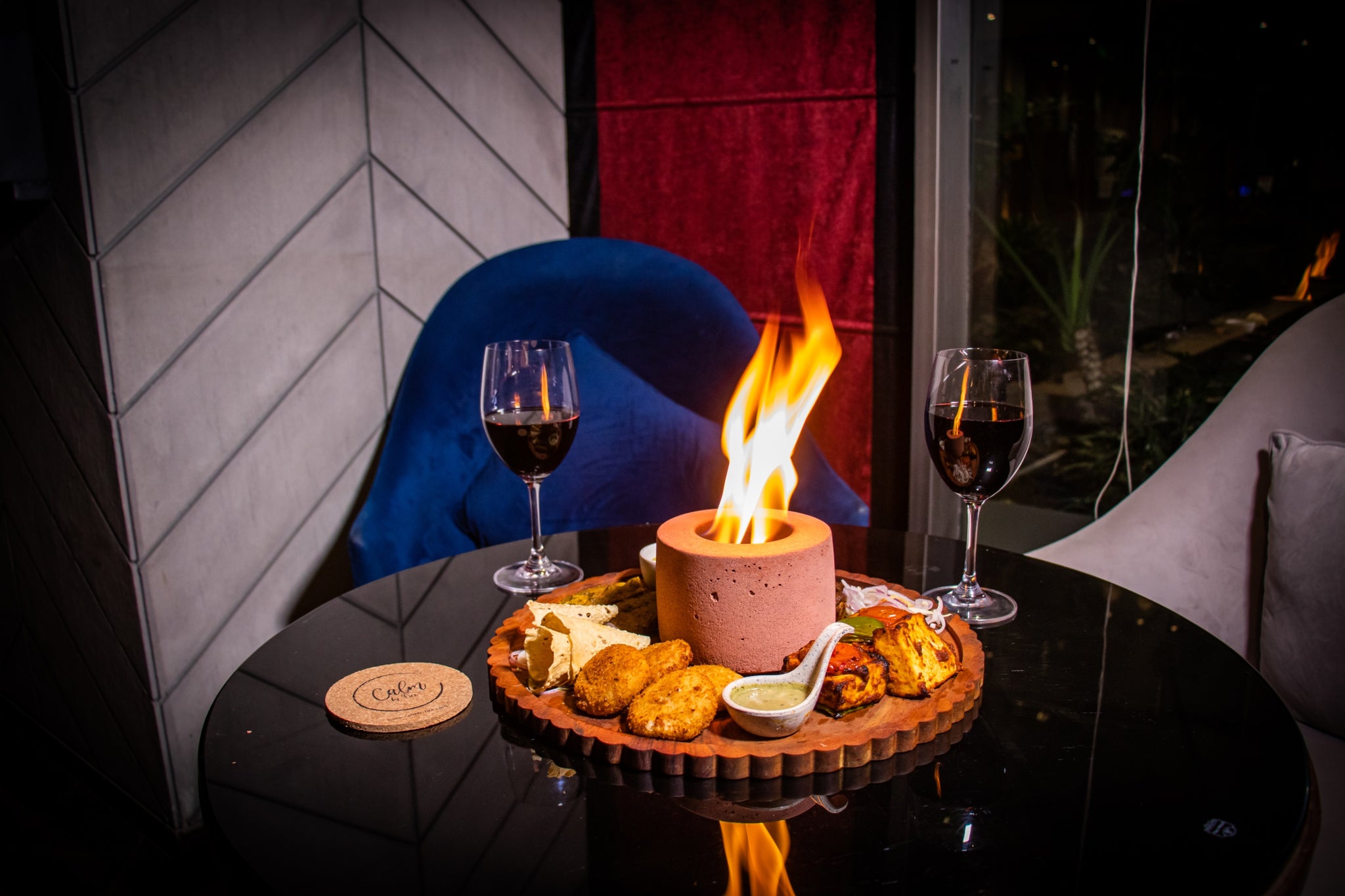 Buy Nimbus Round Indoor Fireplaces | CalmbyFire – CALM BY FIRE